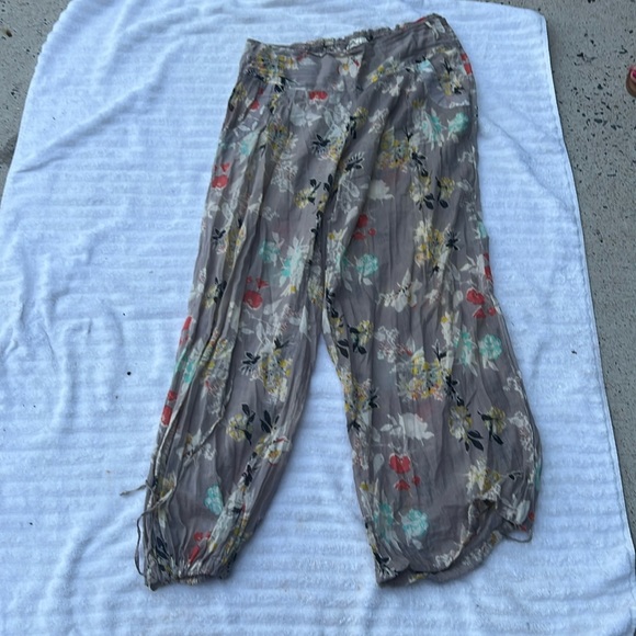 Pants & Jumpsuits | Magazine Floral Print Linen Pants | Poshmark